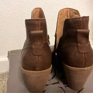 Crown Vintage | Shoes | Crown Vintage Stavie Boots | Poshmark